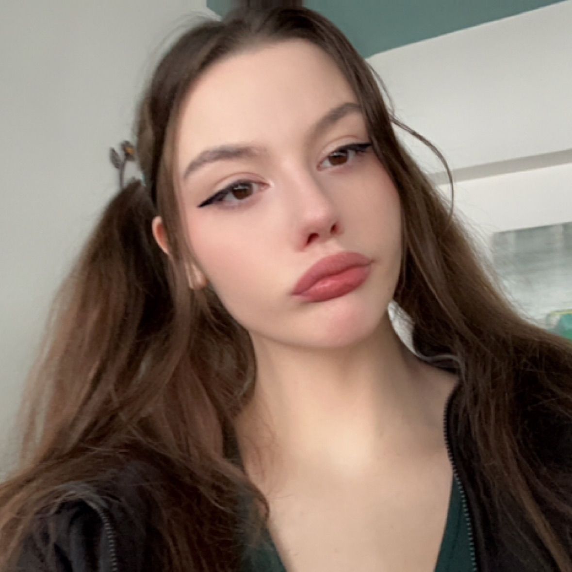 Mealy's profile - E-Pal