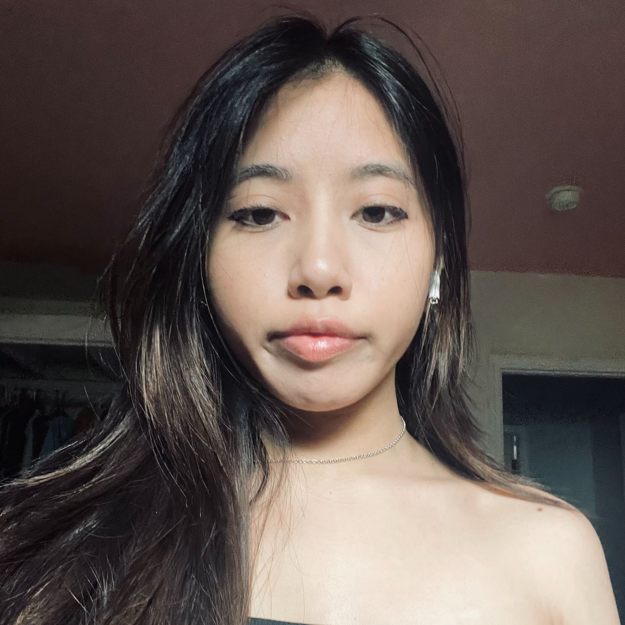 dollshyy's profile - E-Pal