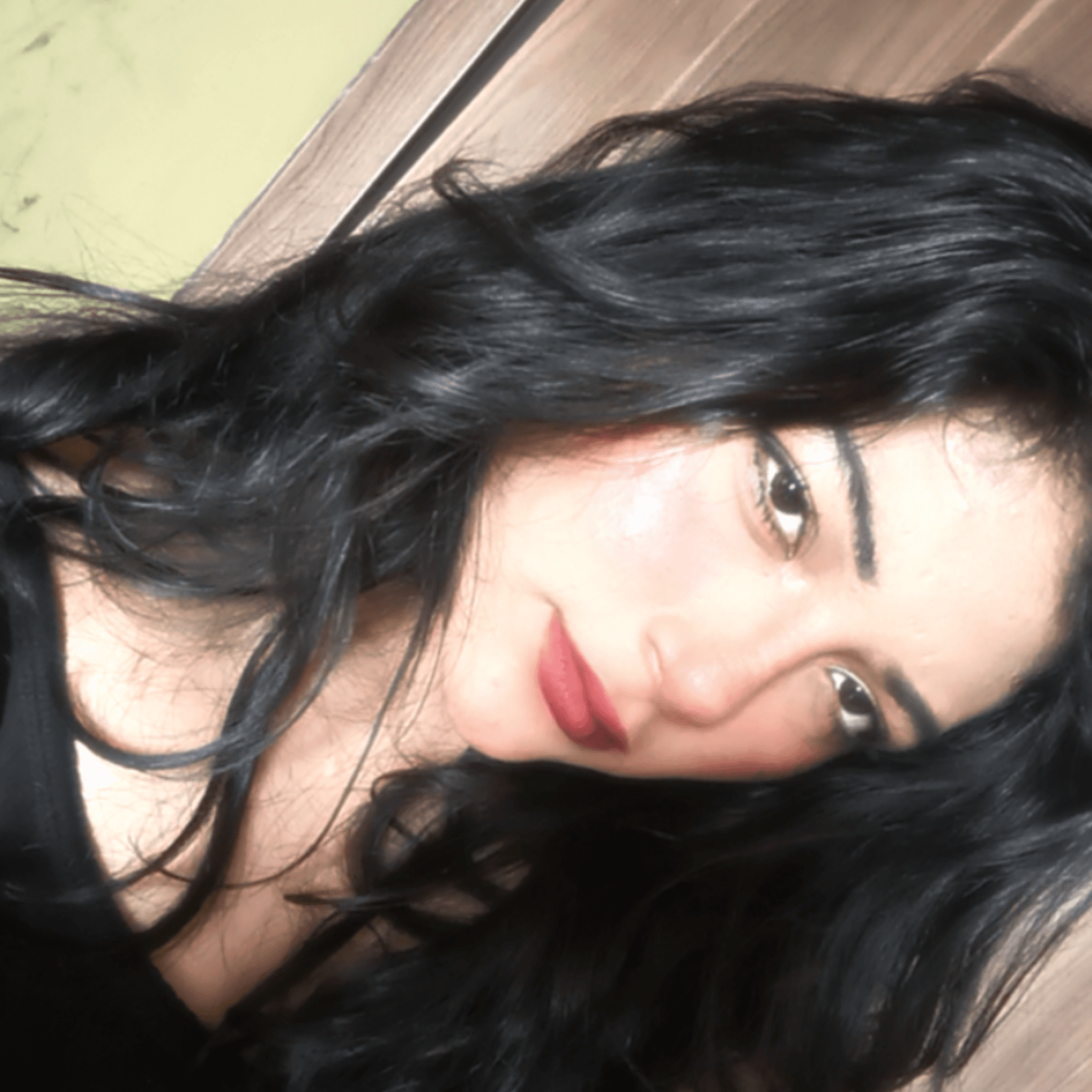 Siora0_0's profile - E-Pal