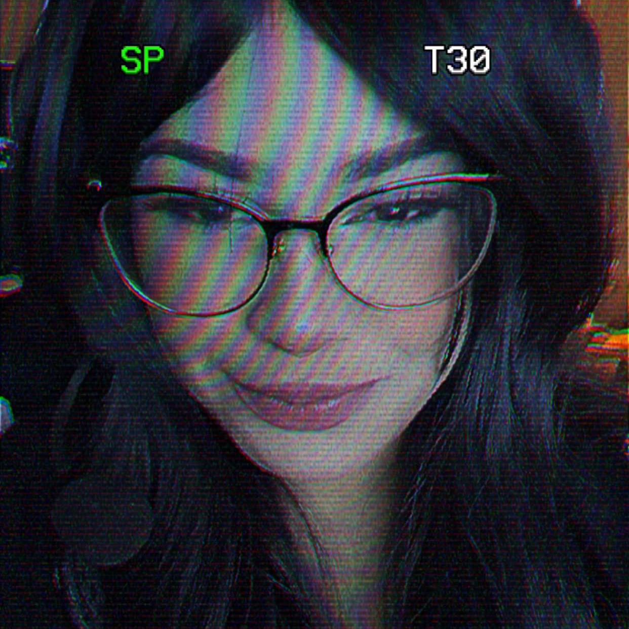 aki's profile - E-Pal