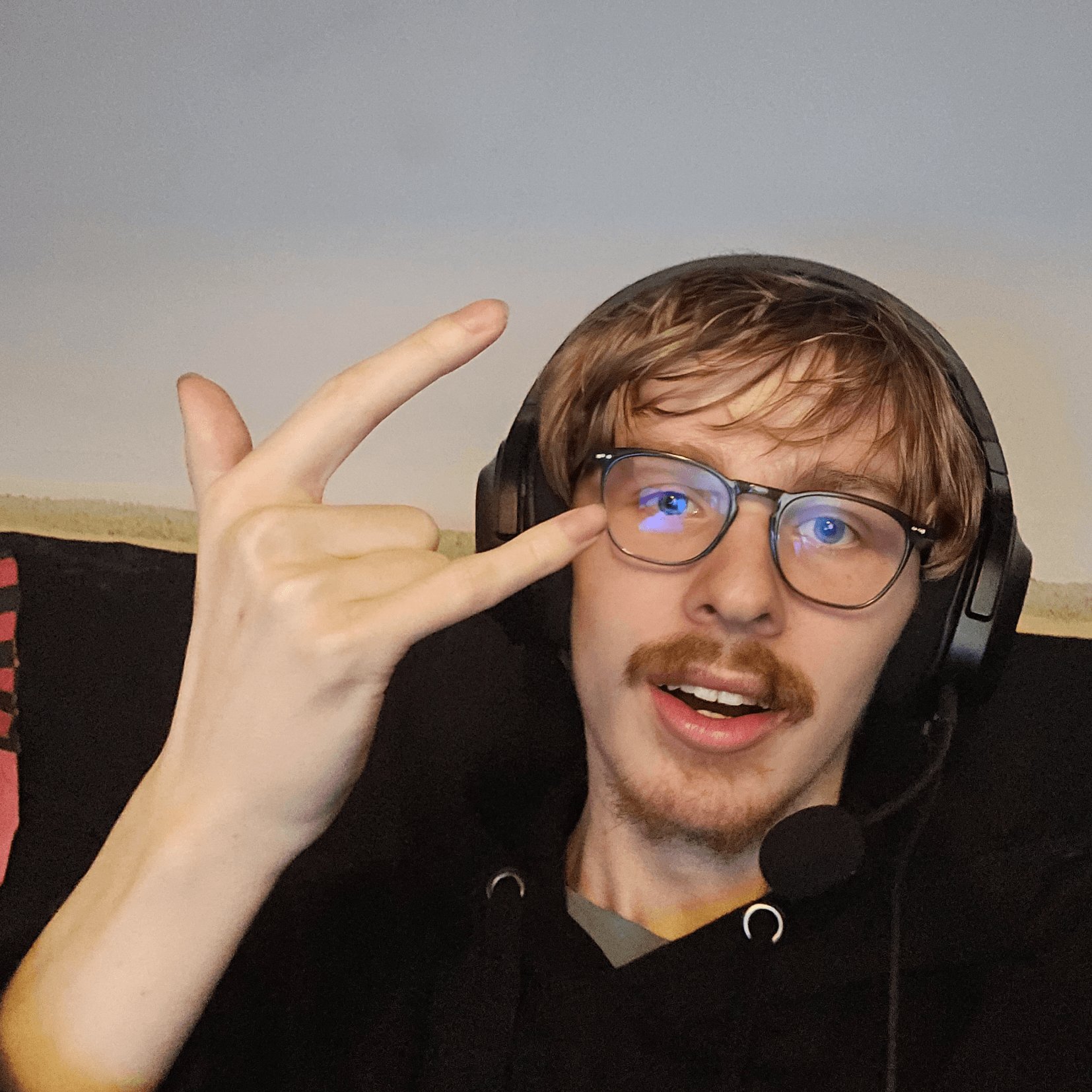 i dont know why i am her's profile - E-Pal