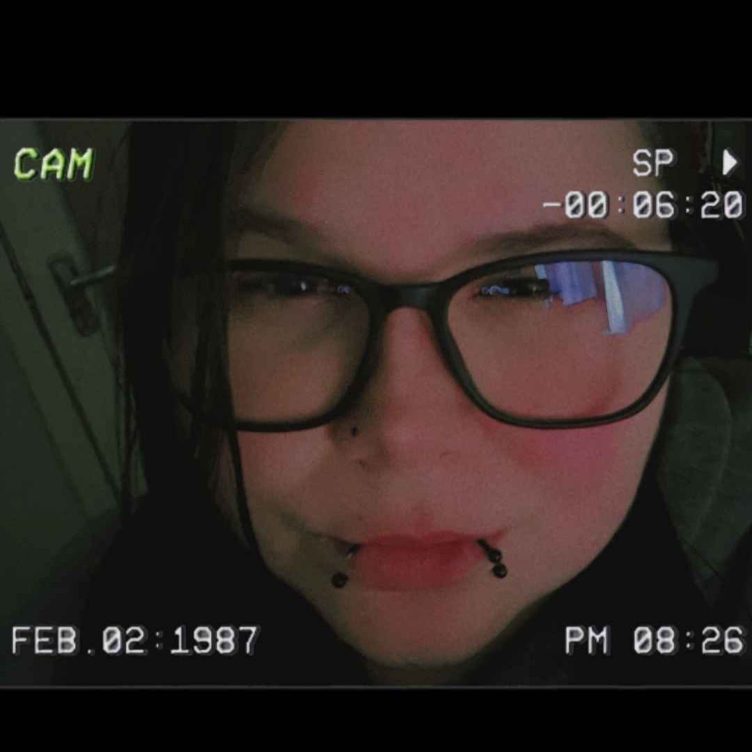 Lexa's profile - E-Pal