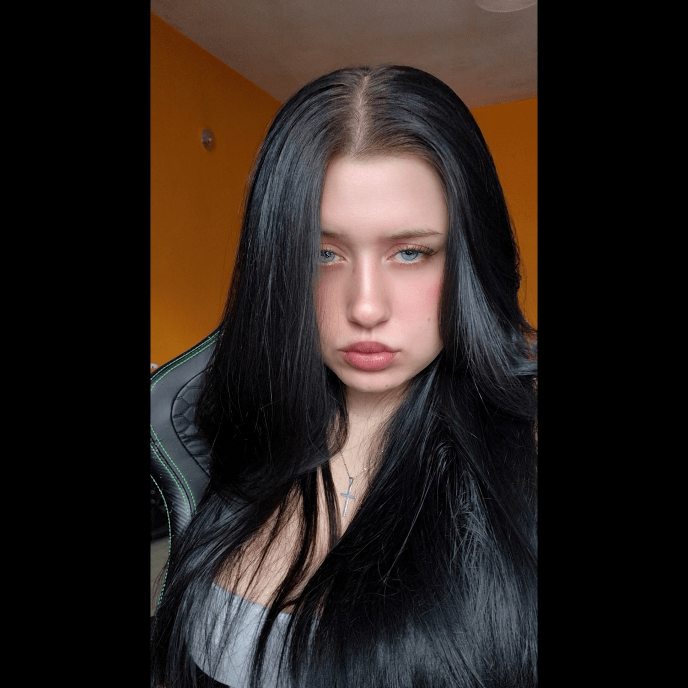 hxllcatxx's profile - E-Pal