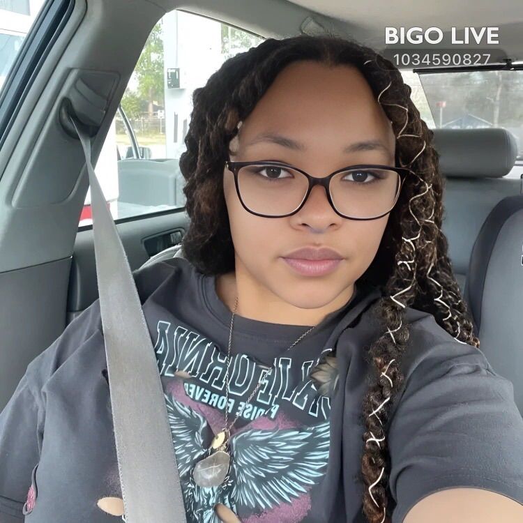 Katie Mary's profile - E-Pal