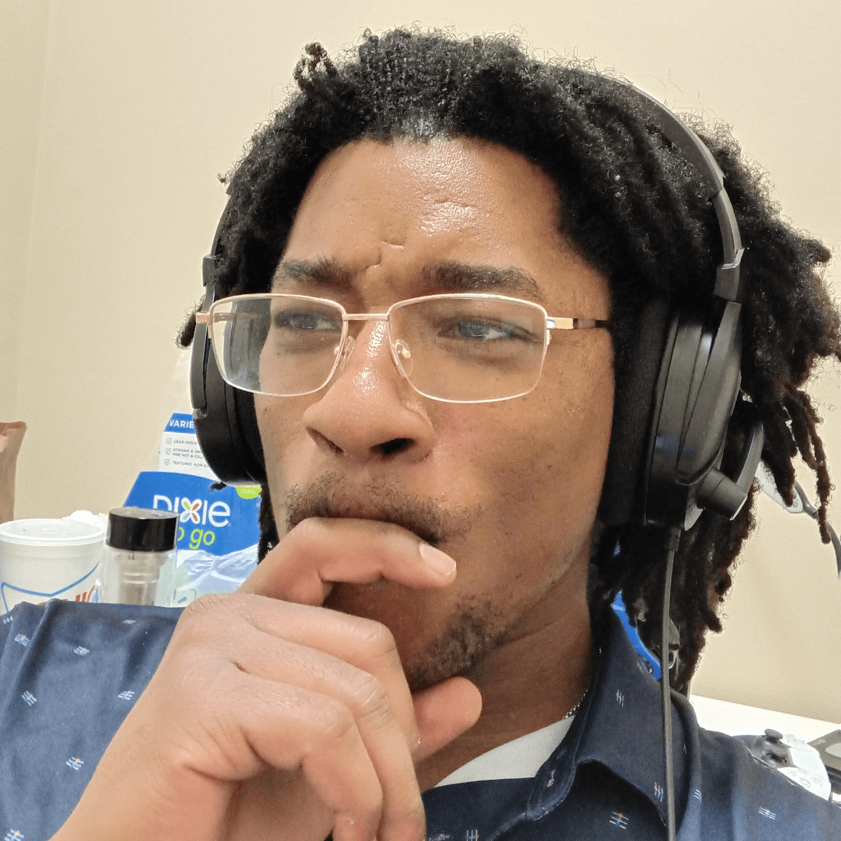 Blazyshirt31's profile - E-Pal