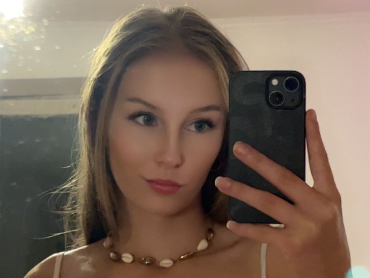 goodgirll's profile - E-Pal