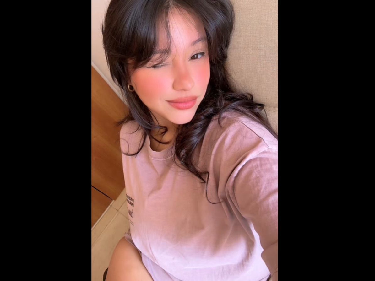 mika's profile - E-Pal