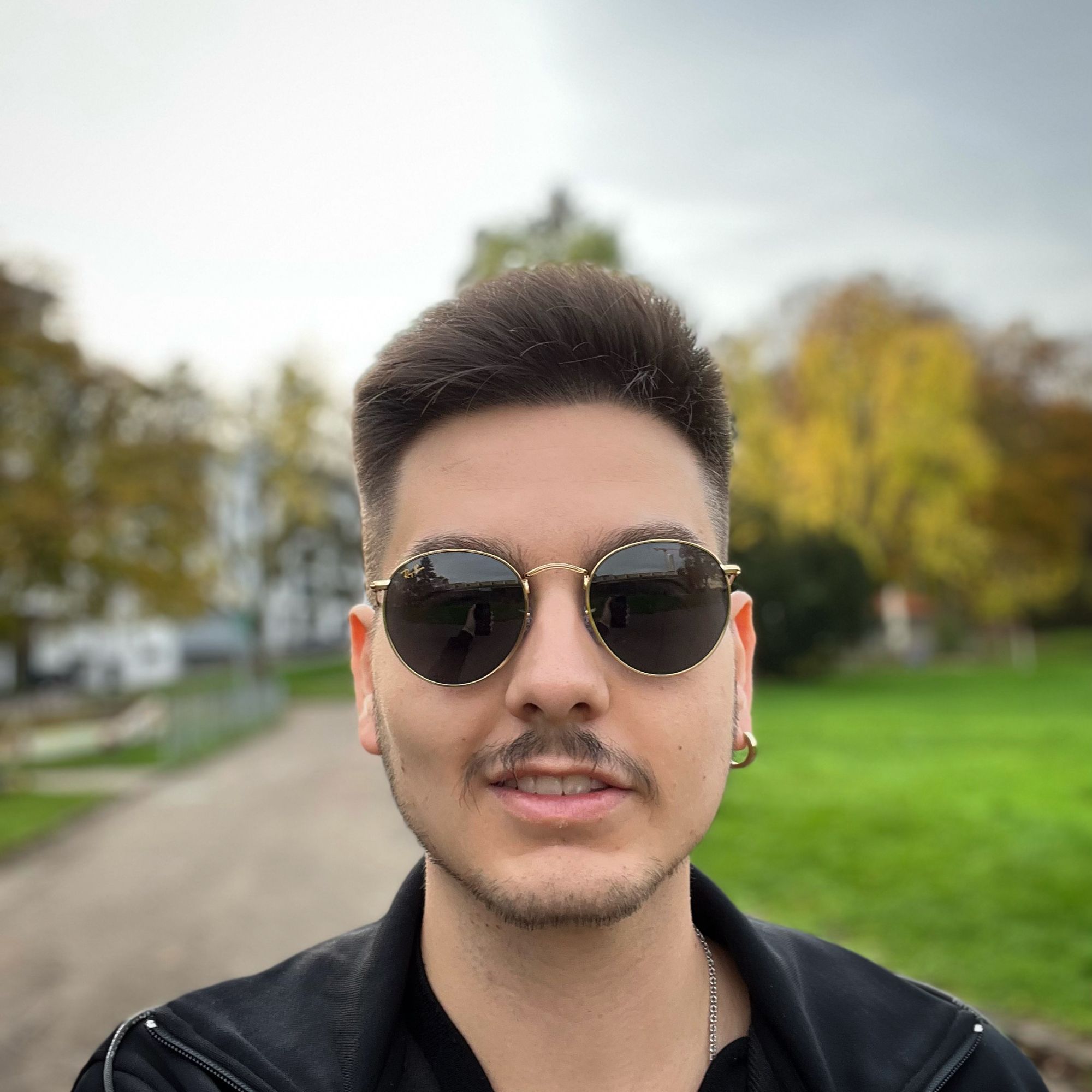 malony's profile - E-Pal