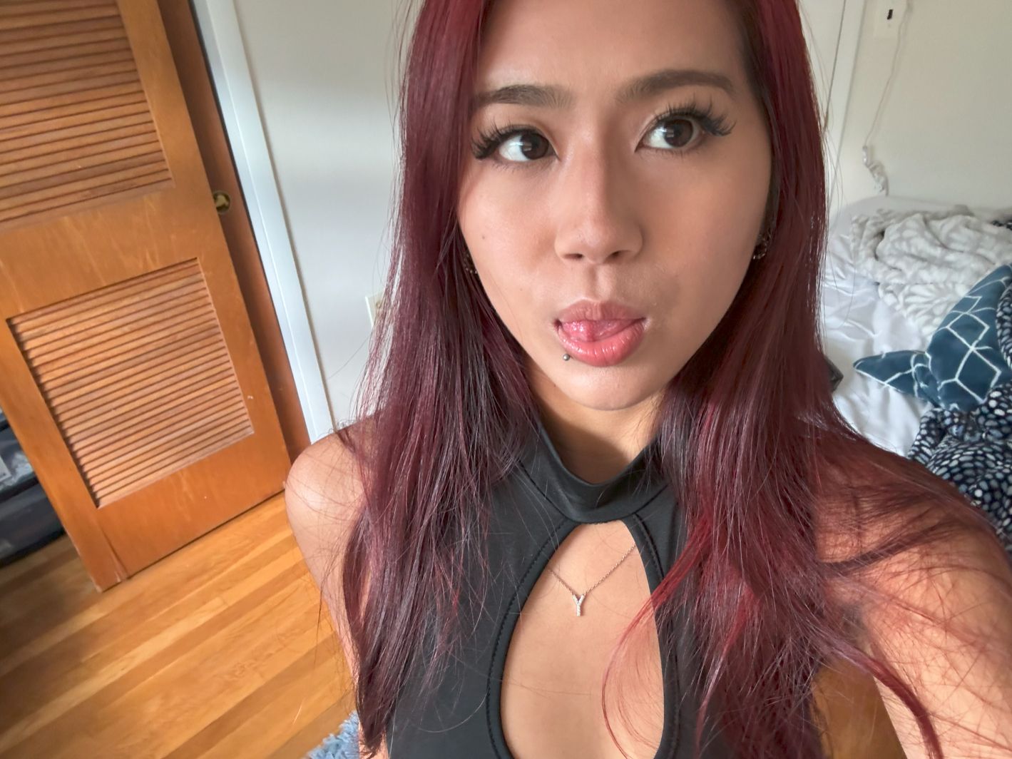 yenniebearr's profile - E-Pal