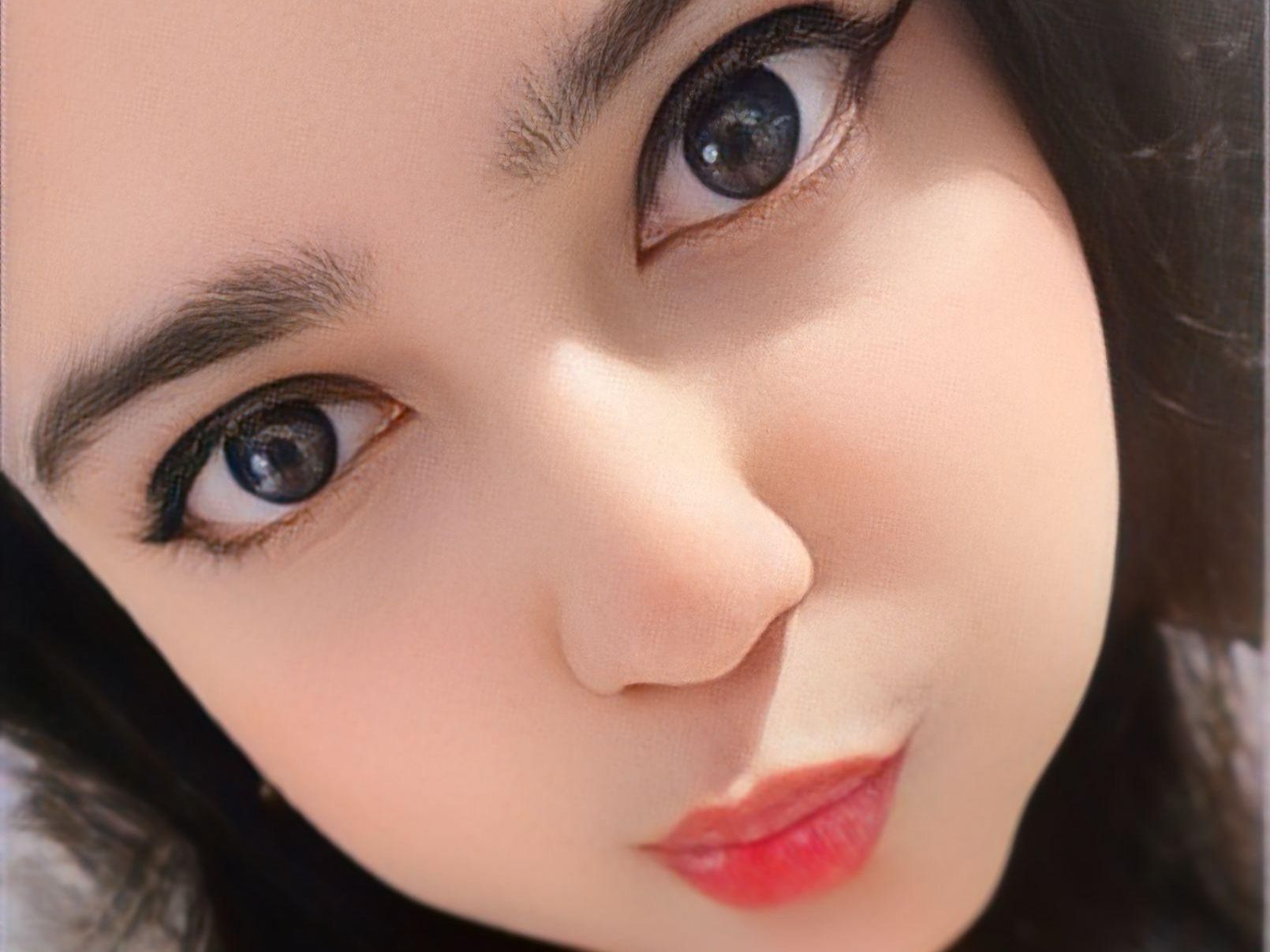 MiniEve's profile - E-Pal